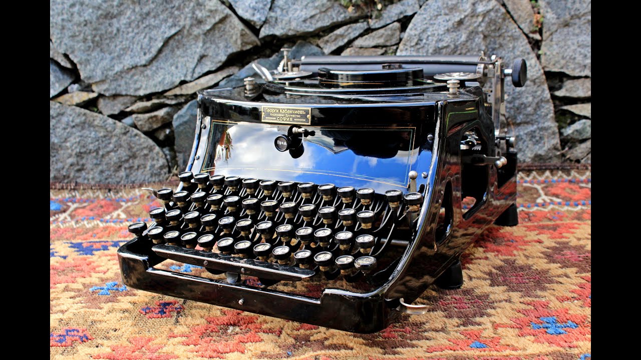 1940(?) Adler Model 17 Standard Typewriter - YouTube