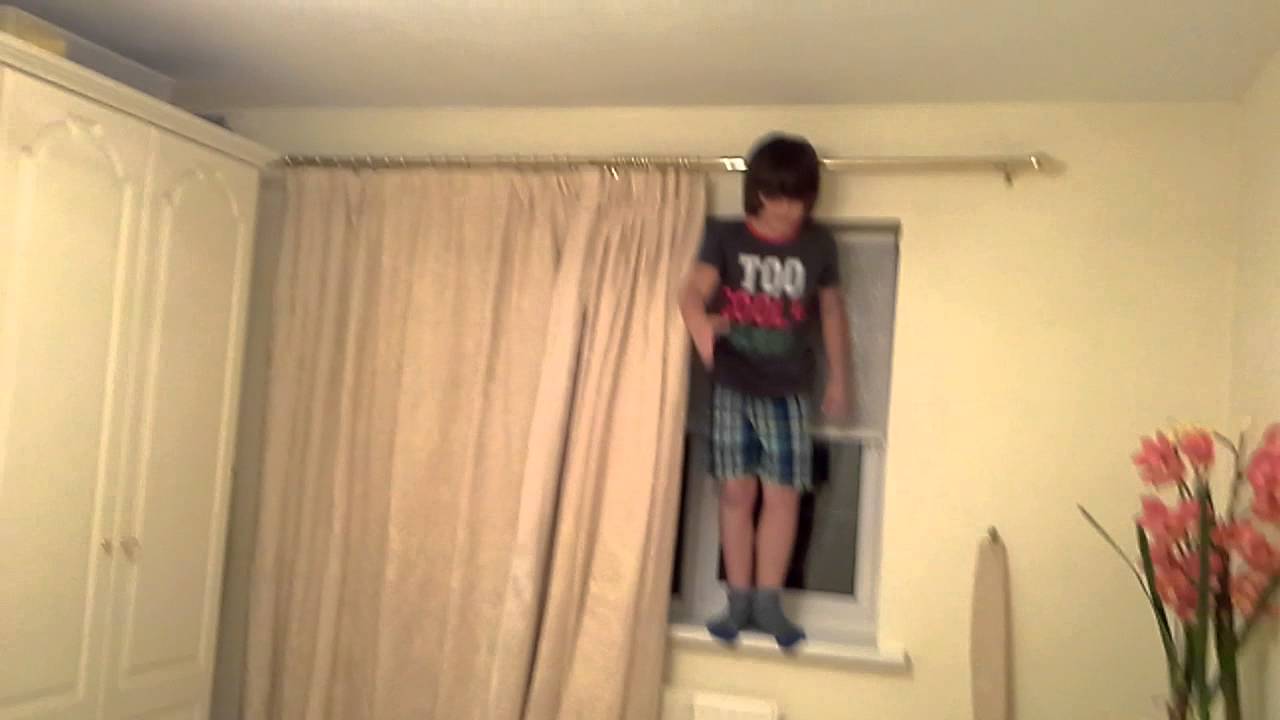Diving bed part 2 - YouTube