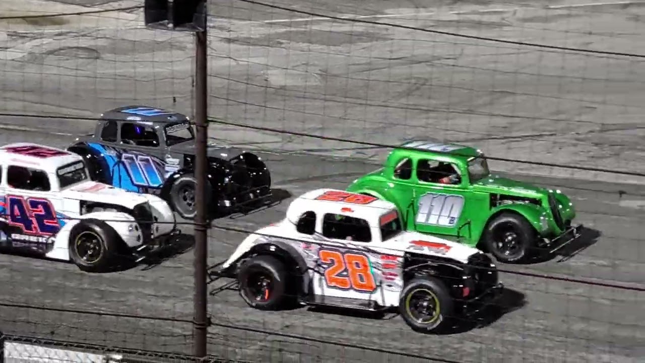 Legends Feature race Indianapolis Speedrome 5/14/2022 - YouTube