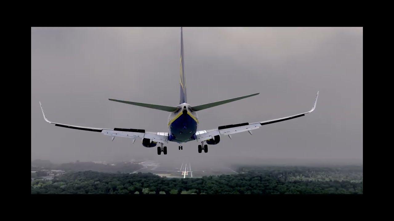 RTX 4090 / PMDG 737 Crosswind landing cinematic / MSFS ULTRA / EDDN / RYANAIR - YouTube