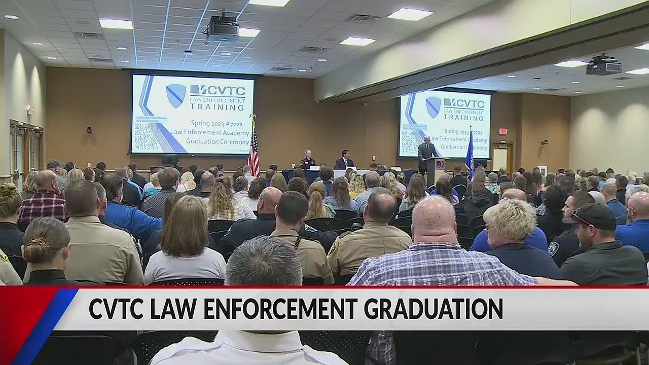 2 dozen students graduate from CVTC’s Law Enforcement Academy - YouTube