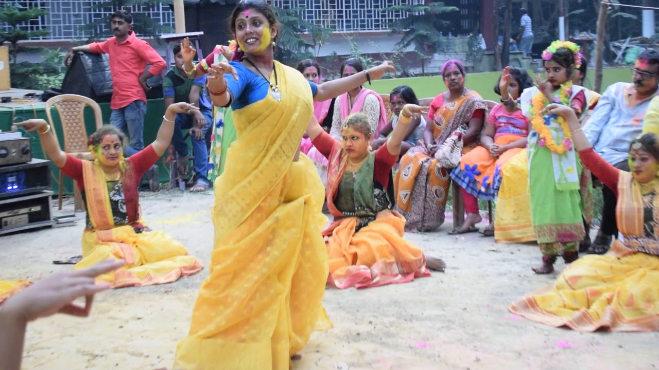 Basanti He Bhubana monomoy ini Dance Basanta Utsaba 2018 - YouTube