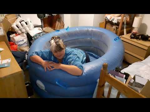 Birth pool in a box regular size - YouTube