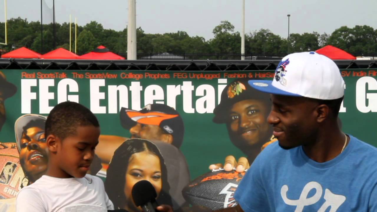 FEG's host Anthony interview w quarterback Terrance Love - YouTube