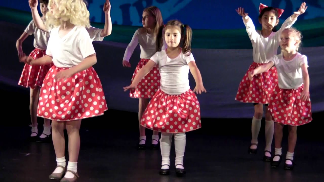 Charlie Tap Dancing - YouTube