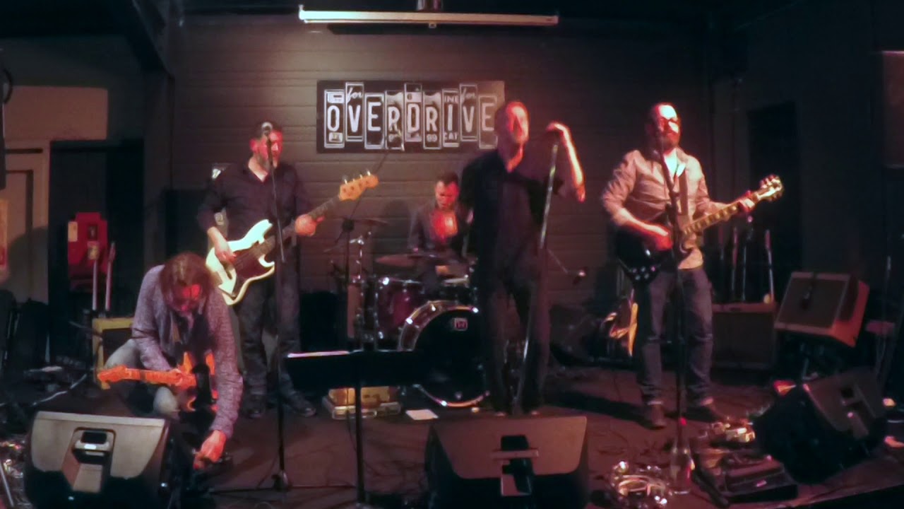 Intro Crossroad Overdrive - YouTube