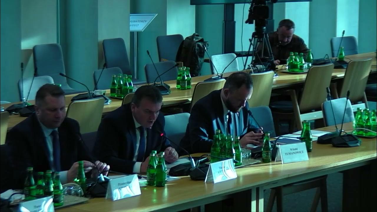 Awantura na komisji śledczej [jedna z wielu] - YouTube