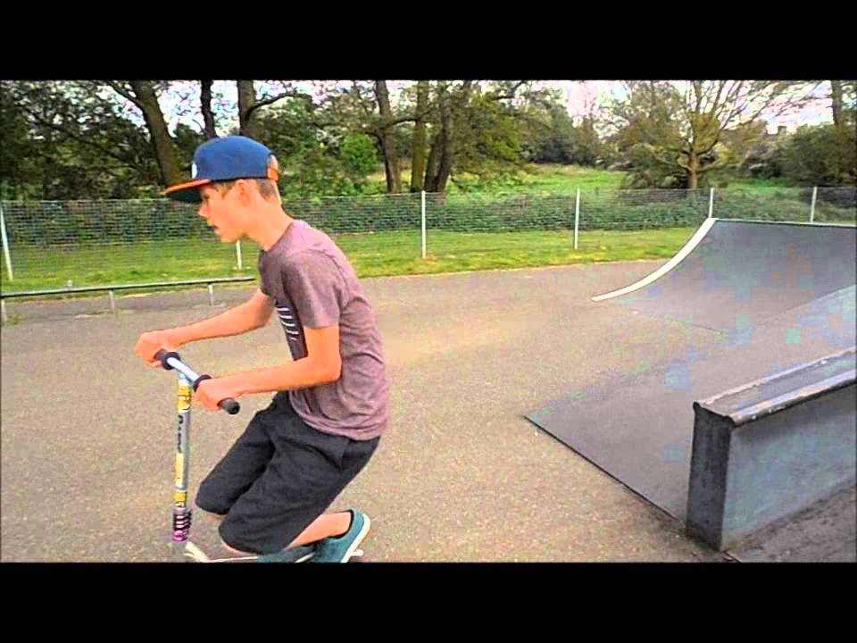 josh is a smelly poop - YouTube