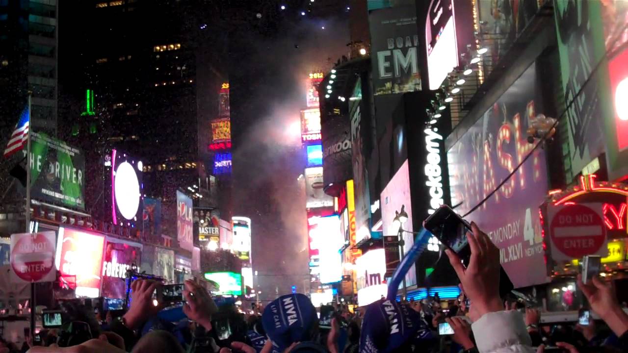 Times Square New Years Eve 2011 Ball Drop - YouTube