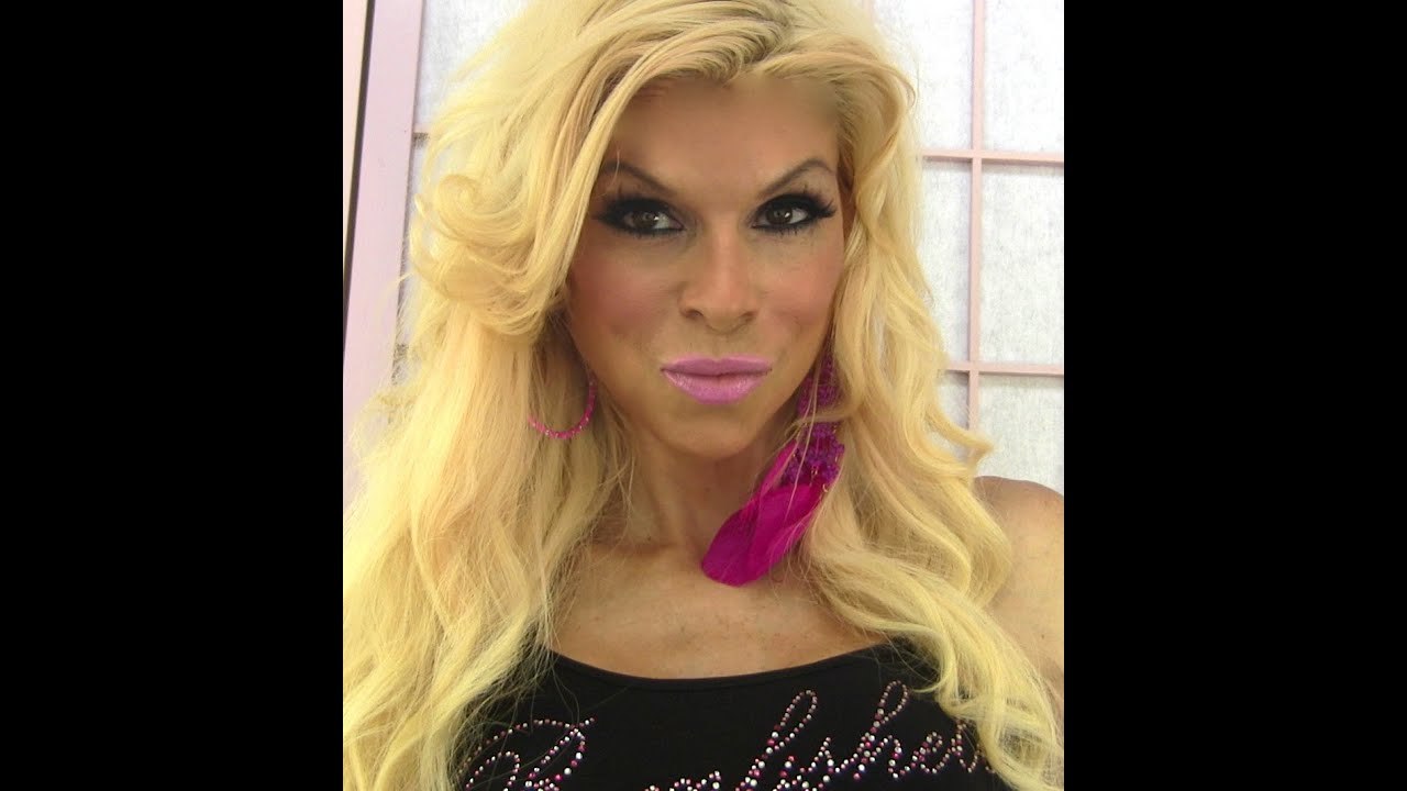 Bombshell Harley Davidson Motorcycle Pink Boots - YouTube