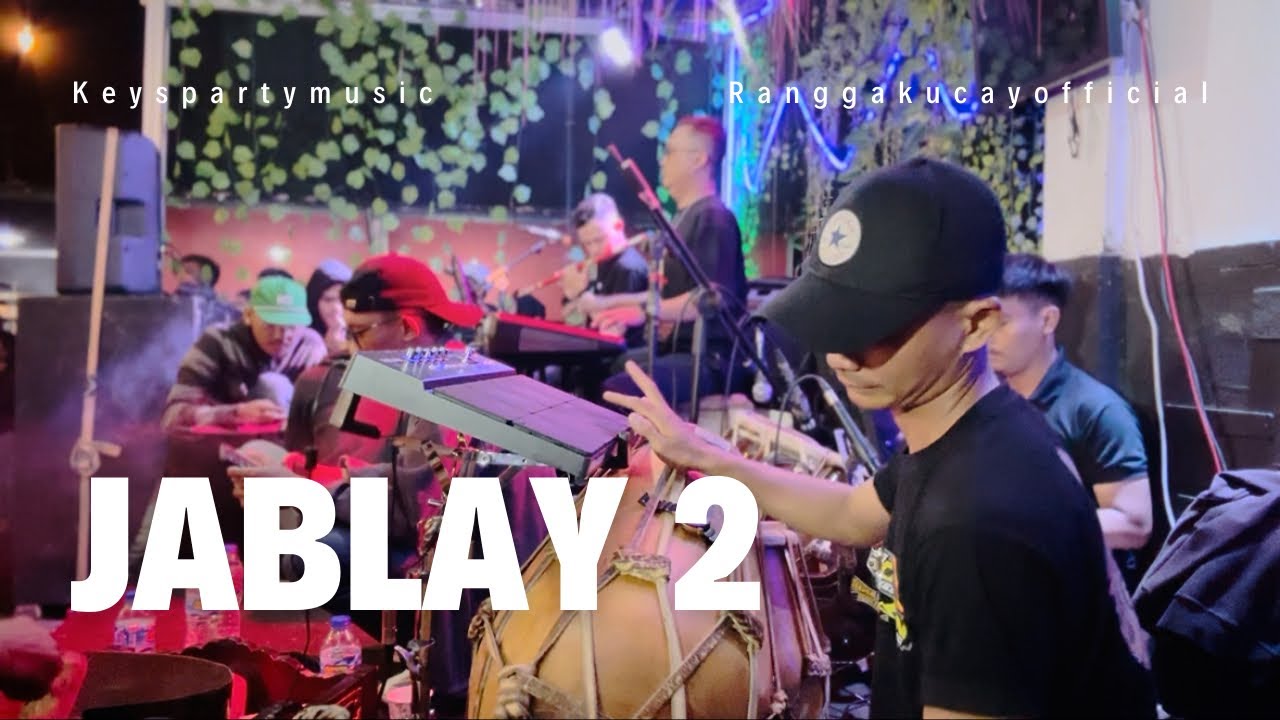Jablay 2 keys party music live ideal caffe - YouTube