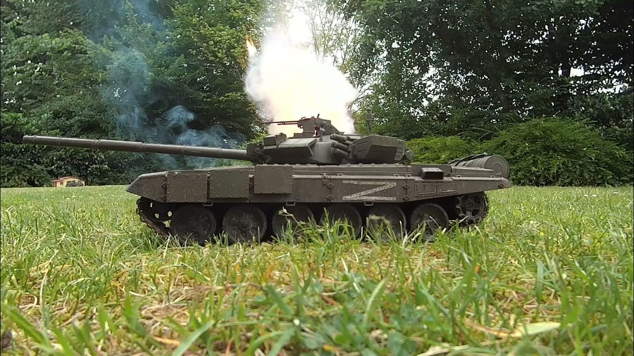 Russian T90 Z Tank hit by Javelin Missile in Ukraine Donbass - YouTube