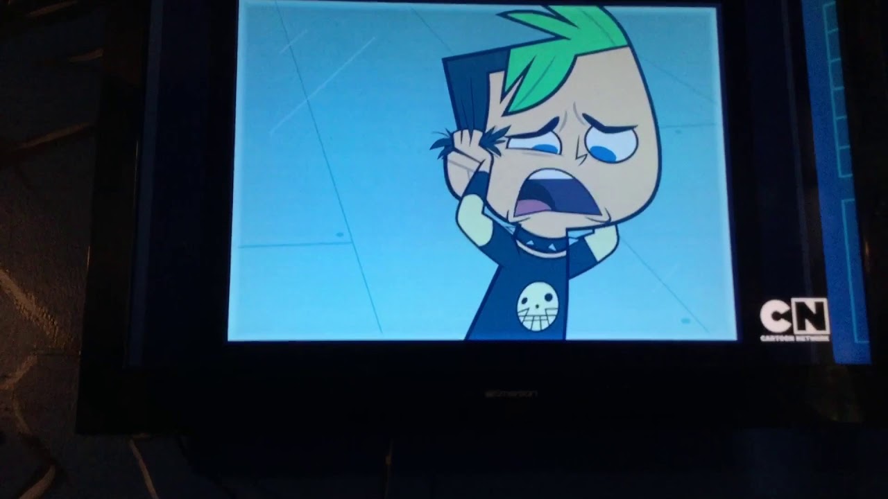 Total Dramarama Duncan Crying - YouTube