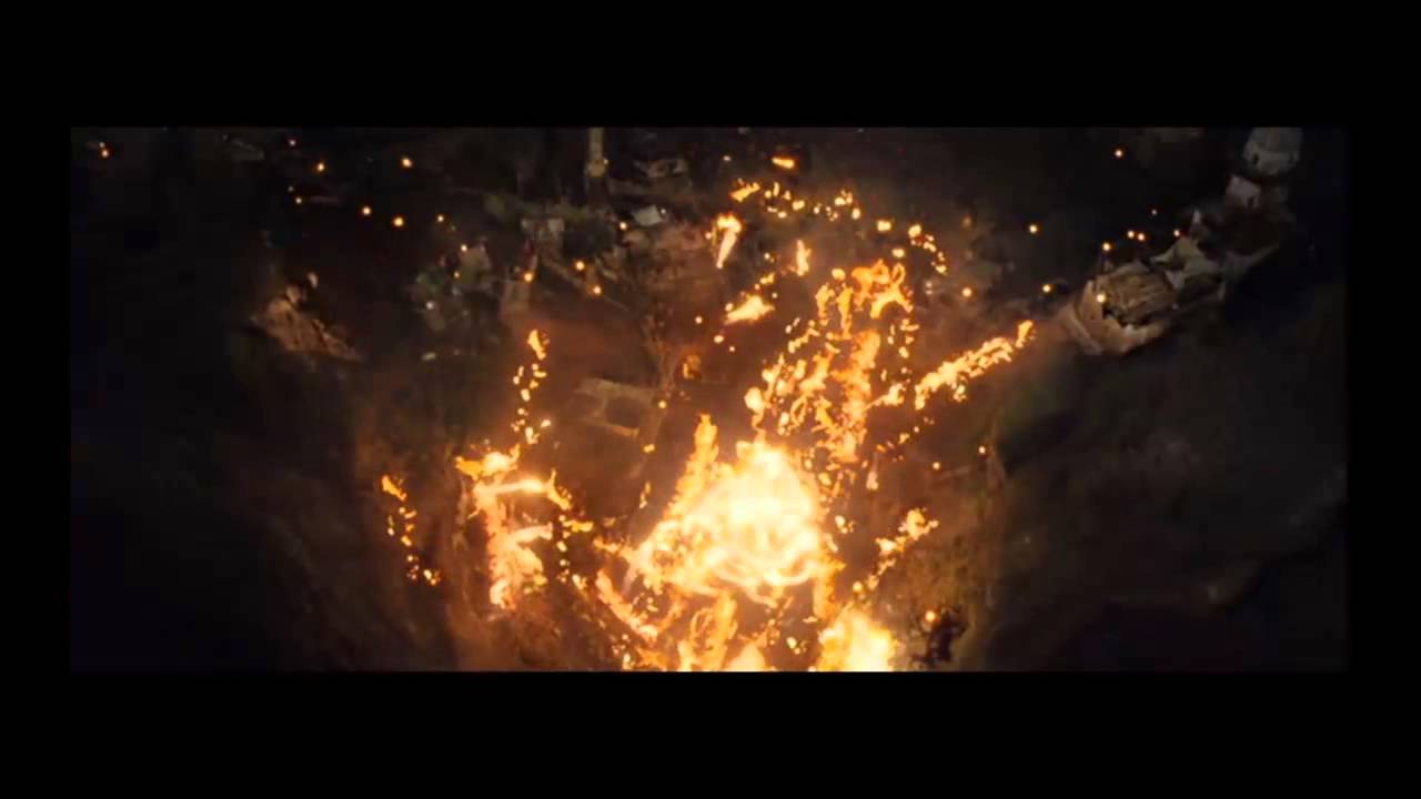 Durza summon's a dragon with black magic - YouTube