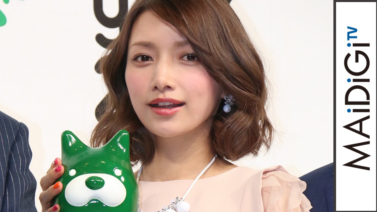 後藤真希 第1子出産後、初の公の場で「ドキドキ」 母となって成長実感 「blog Of The Year 2015」授賞式1 Maki