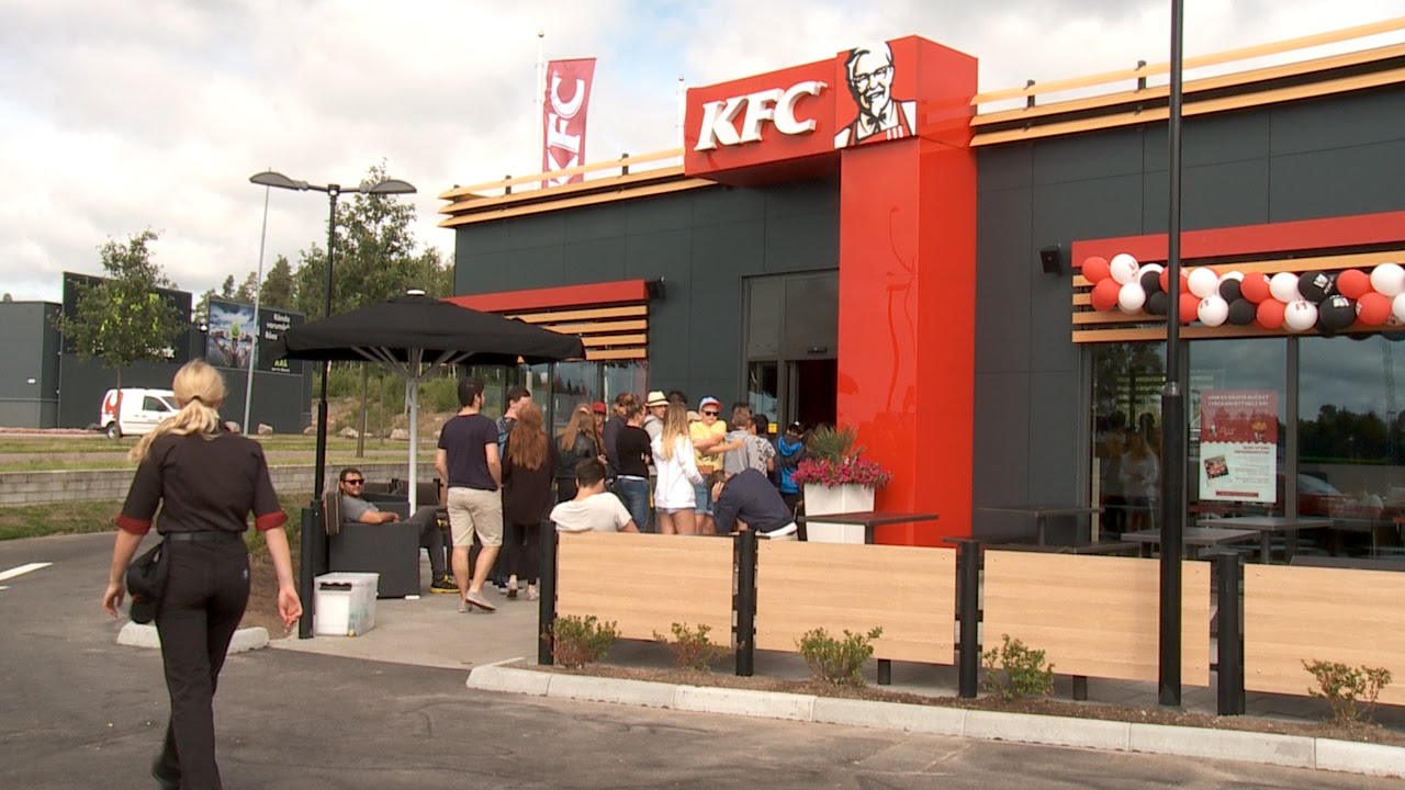 KFC öppnade i Välsviken i Karlstad - YouTube