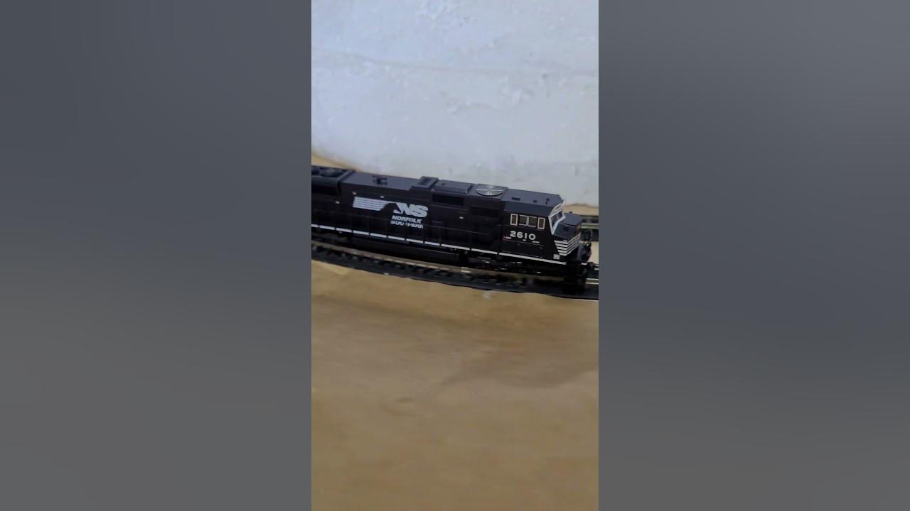 Sd70m NS..N-scale - YouTube