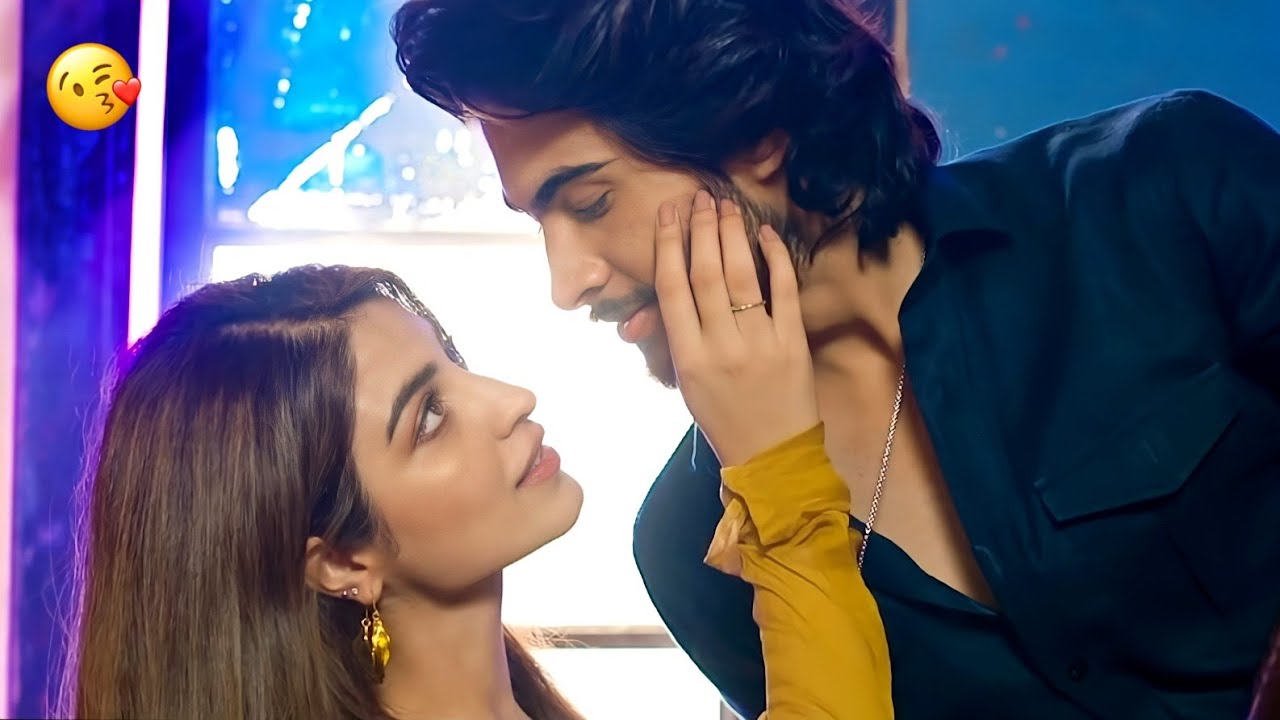 So Sweet 😍 Romantic WhatsApp Status Video 💖 | Cute Couples 💕 | Love ...