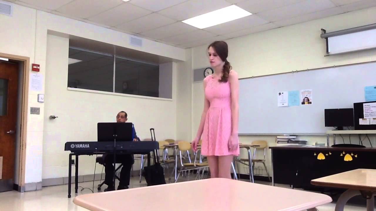 Megan Rubin- On the steps of the Palace - YouTube