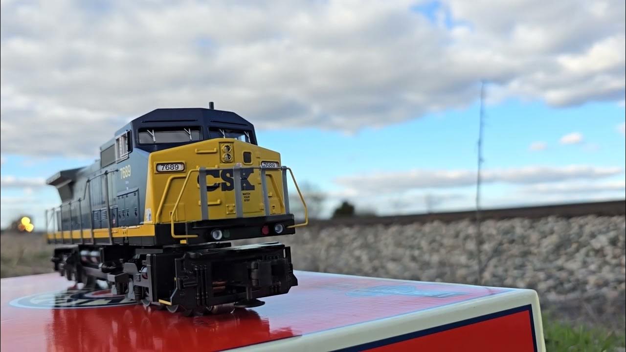 Lionel CSX engine next to real CSX engine - YouTube