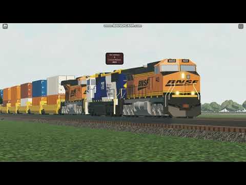 BNSF intermodal Train with CSX 4568 trailing in Ro-Scale Southline District - YouTube