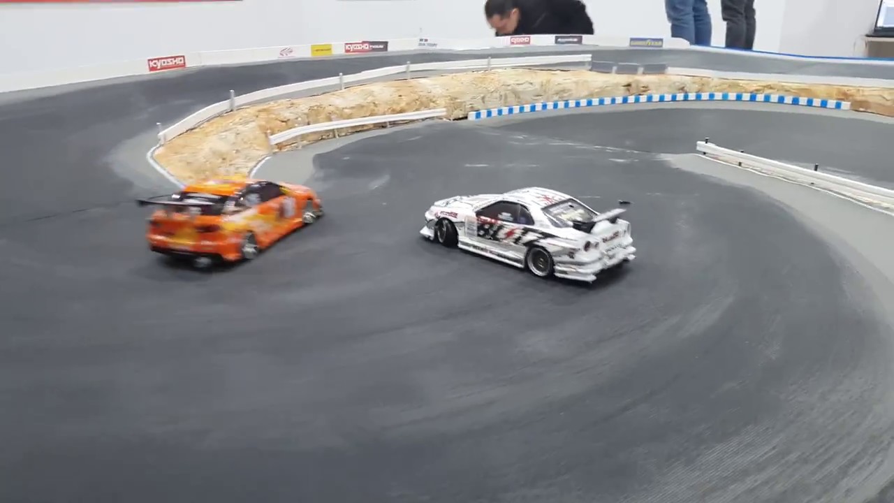 [4K 60FPS] 180309 MINI-Z DRIFT ミニッツ ケツカキ - YouTube