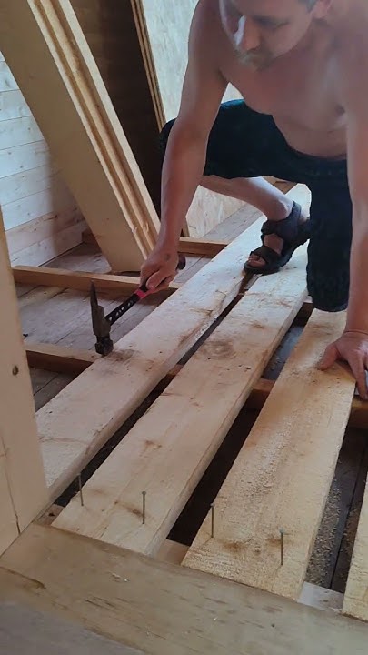 Забивание гвоздей на скорость в пристройке - YouTube