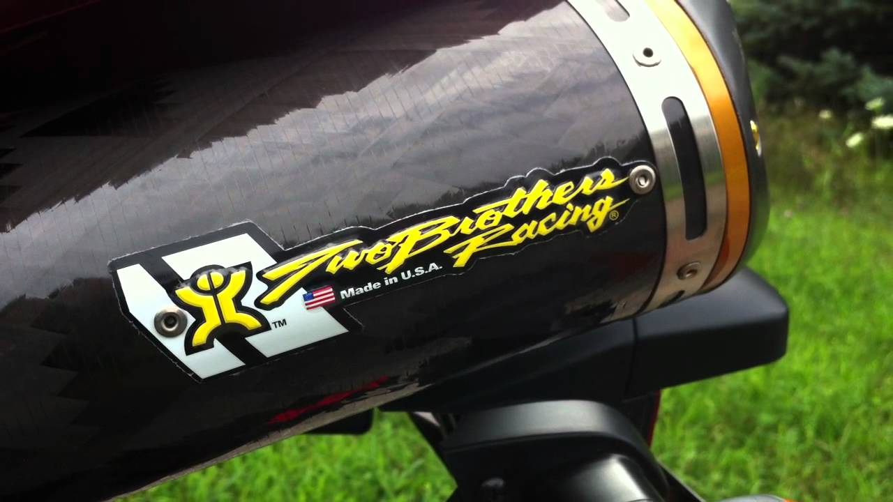 2008 Yamaha R1 with Two Brothers Exhaust - YouTube