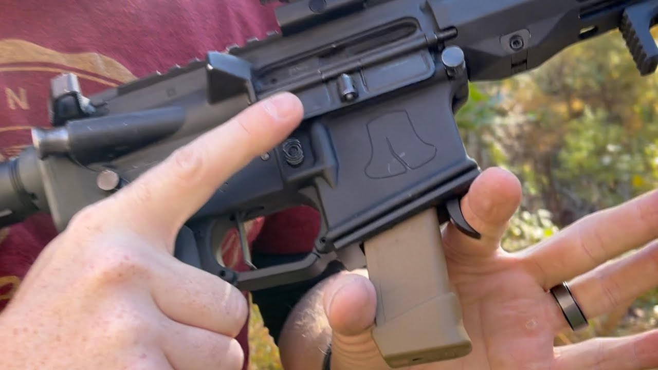 Sylvan Arms AR15-9mm Glock Conversion Adapter. - YouTube