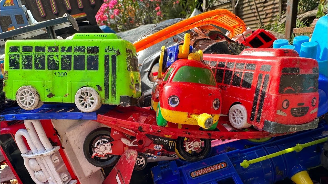 Unboxing mobil mainan dalam keranjang - YouTube