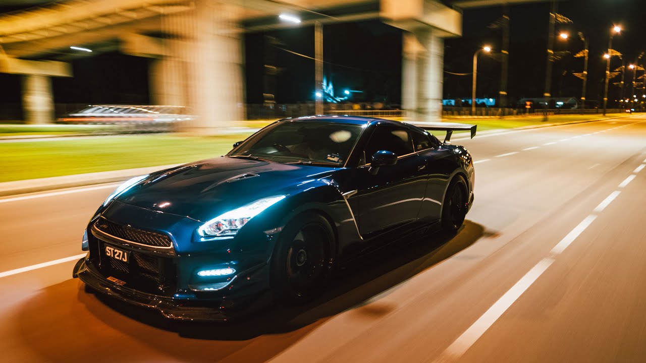 Nissan GTR R35 | 4K - Fujifilm XT4 - YouTube