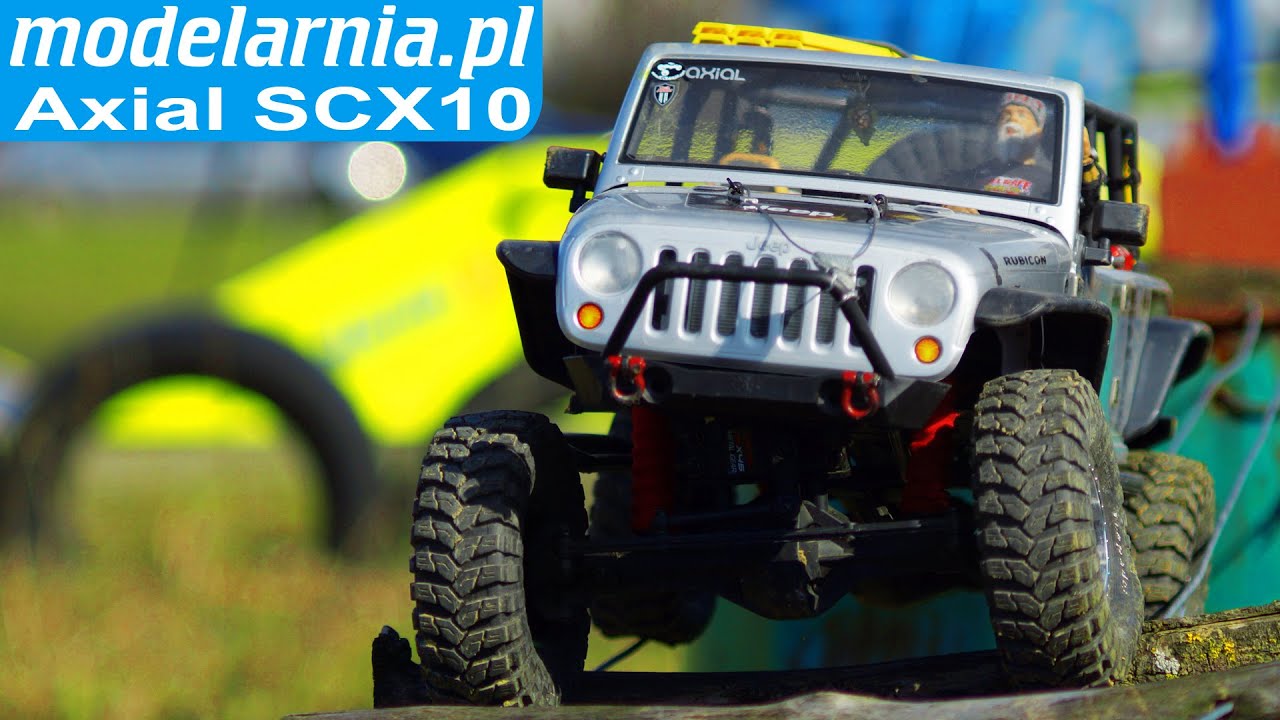 Axial SCX10 1:10 2,4GHz - YouTube