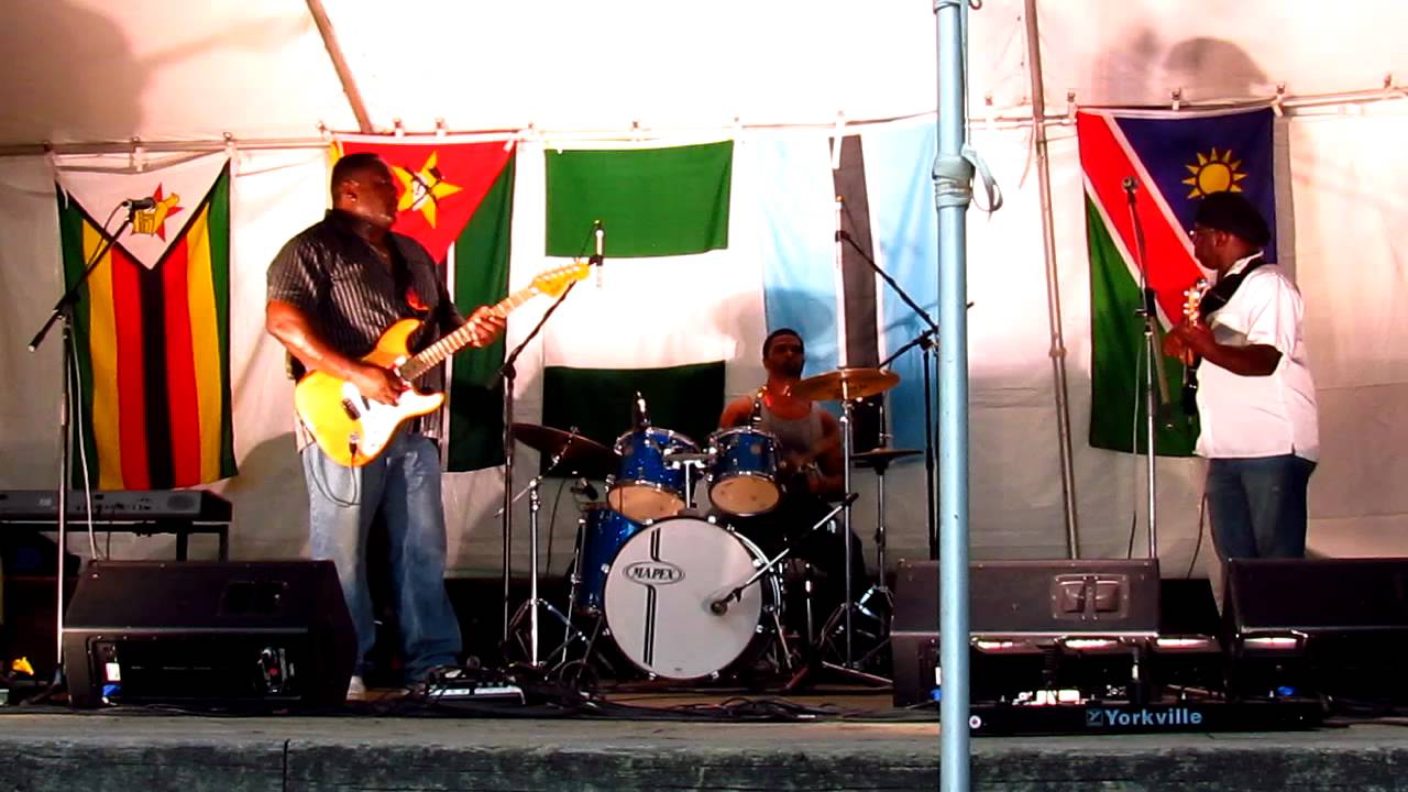 Carson Downey Band Does Some Chuck Barry - YouTube