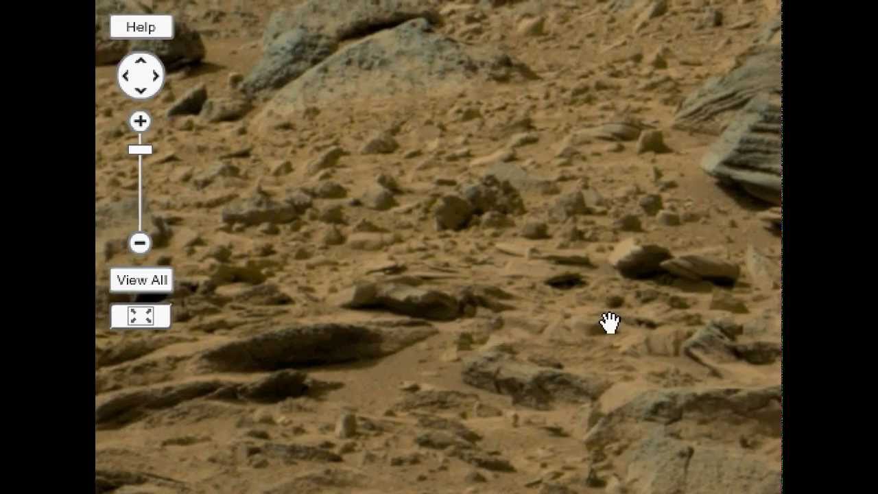 What is all this on mars?Billion pixel panorama curiousity - YouTube