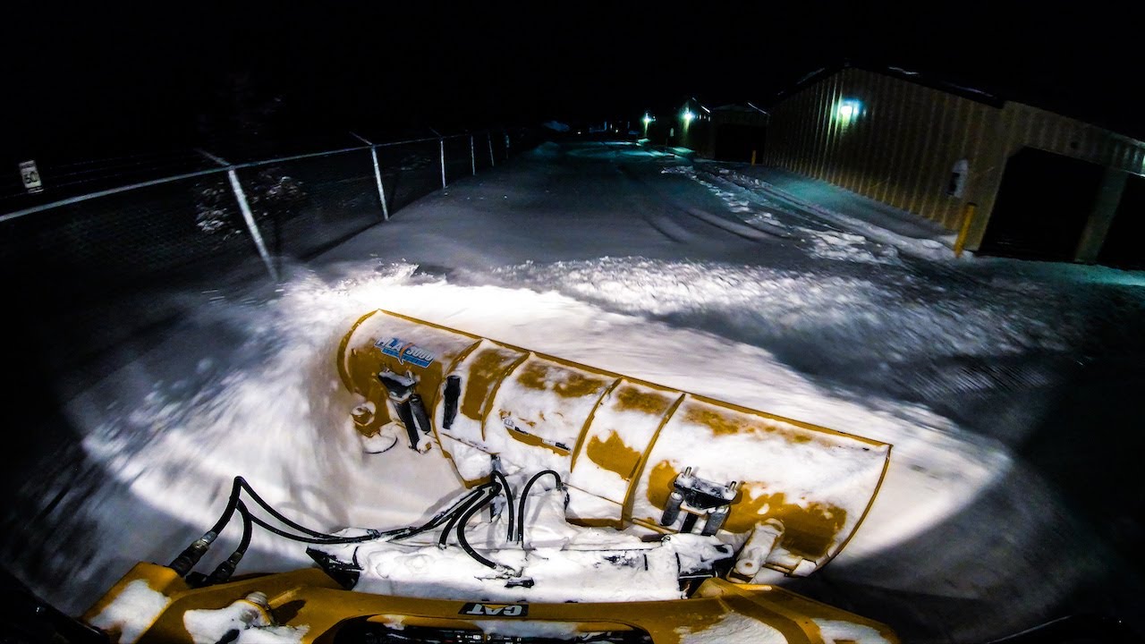 DEEP SNOW PLOWING 2019 BLIZZARD CLEANUP - YouTube