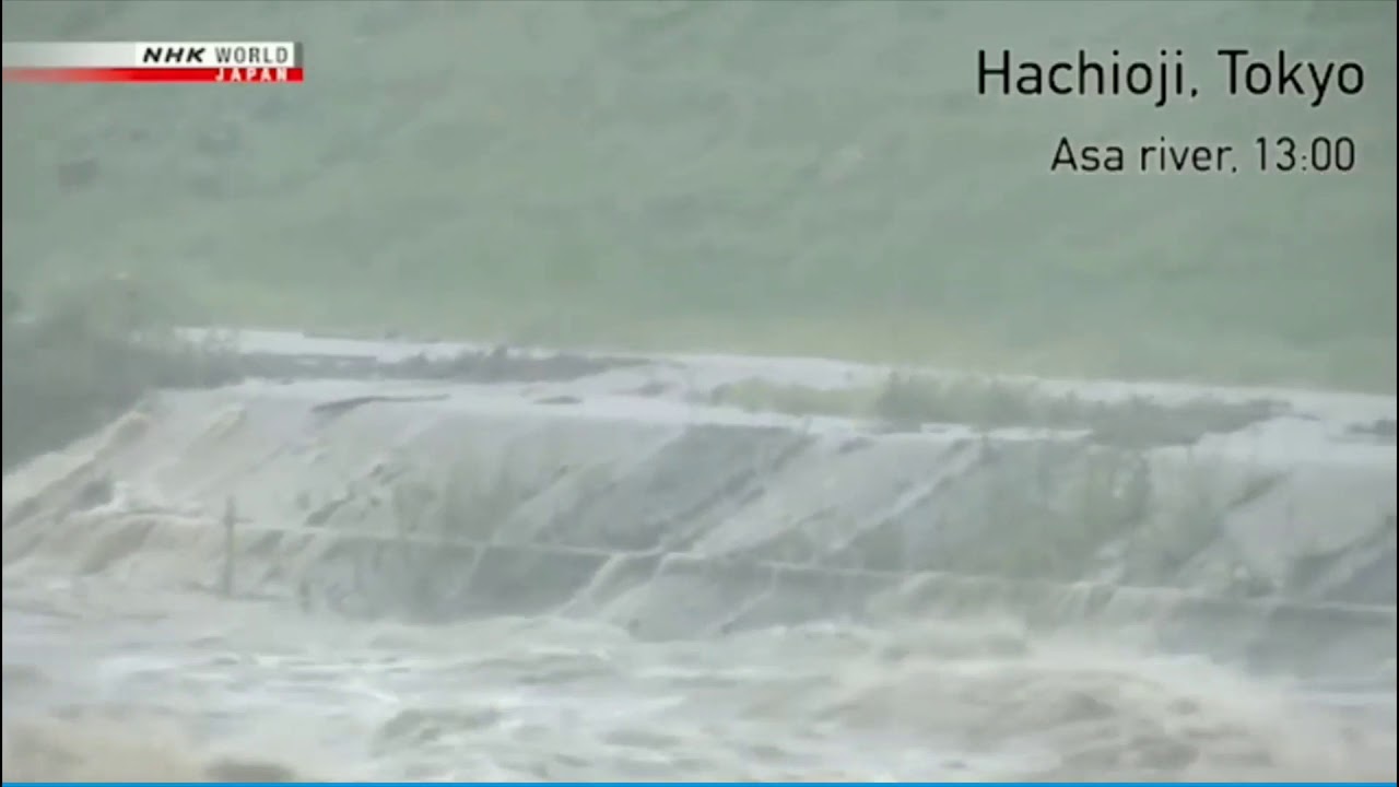 Typhoon in Tokyo leading to flooding in rivers - YouTube