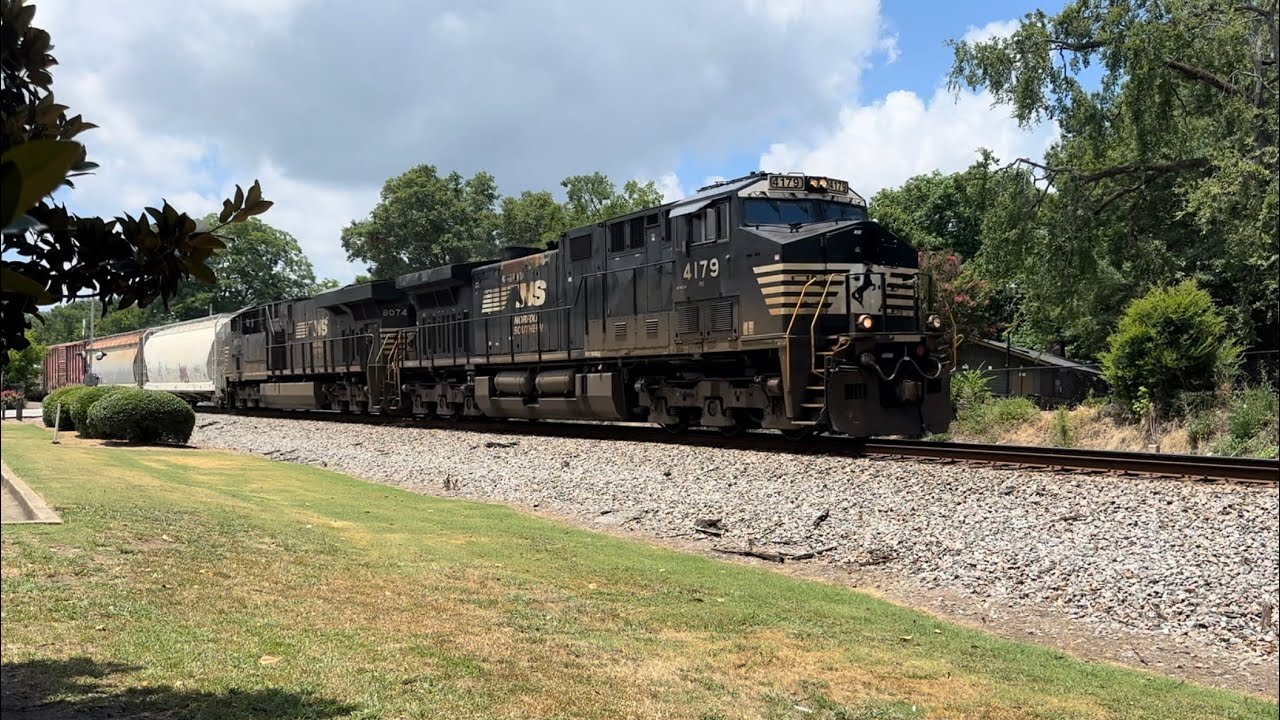 NS 154: NS 4179 8074 Mid DPU NS 4195 Norcross GA - YouTube