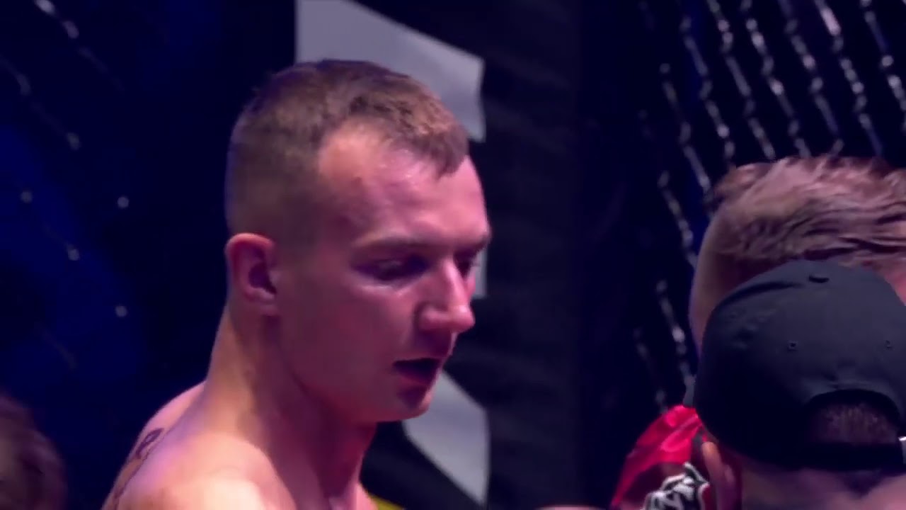 Krycha VS Ruby FAME MMA 3 CAŁA WALKA!!! - YouTube