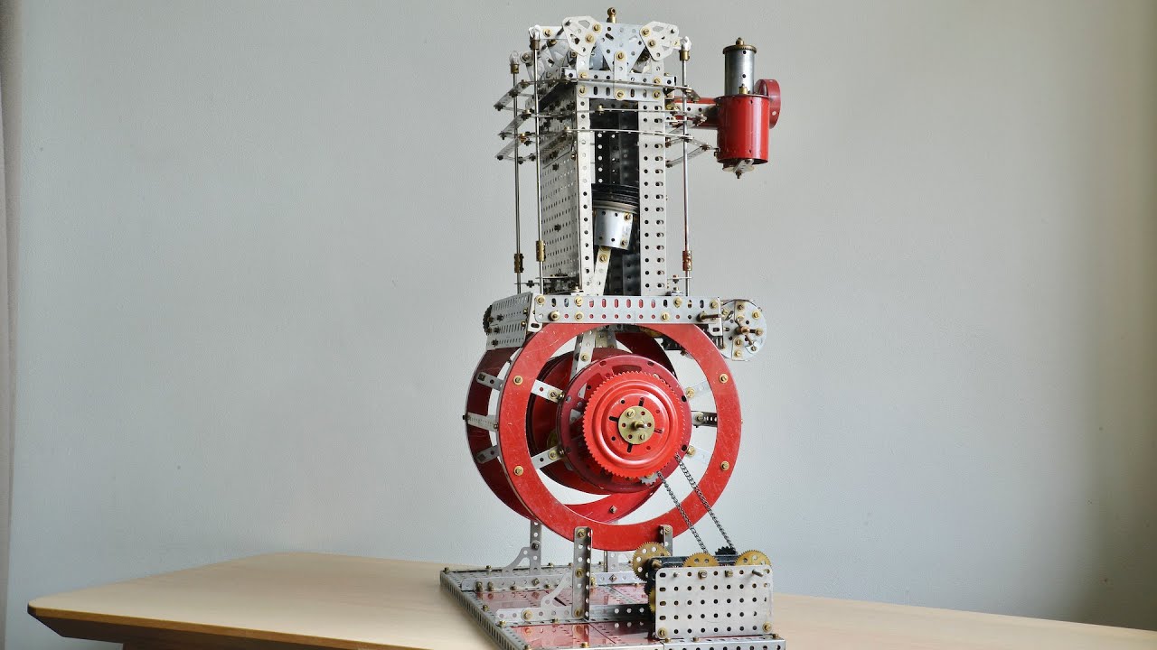 Meccano Motor cycle engine 10.16 - YouTube