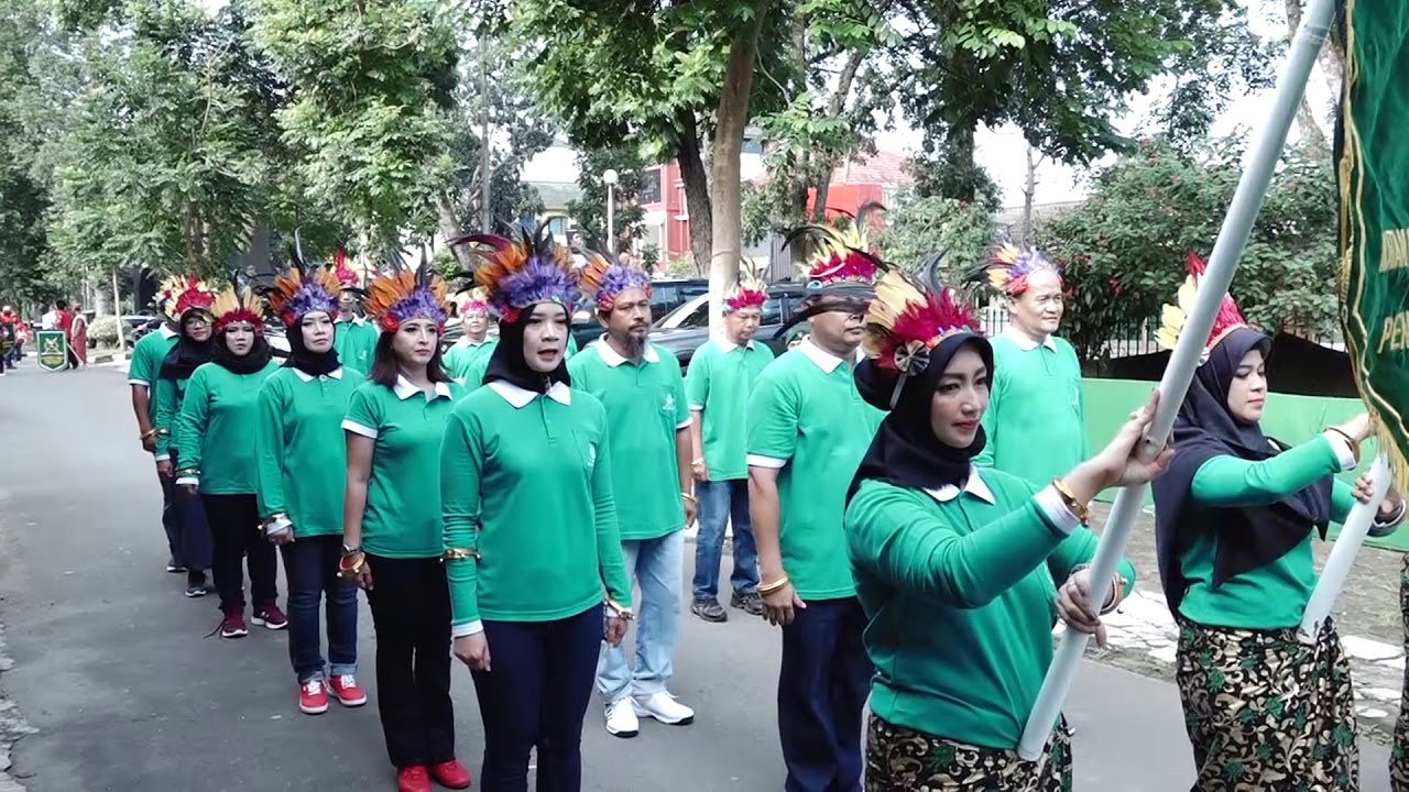 PENGDA KEDU SELATAN LOMBA DEFILE PORSENI INI-IPPAT PENGWIL JAWA TENGAH ...