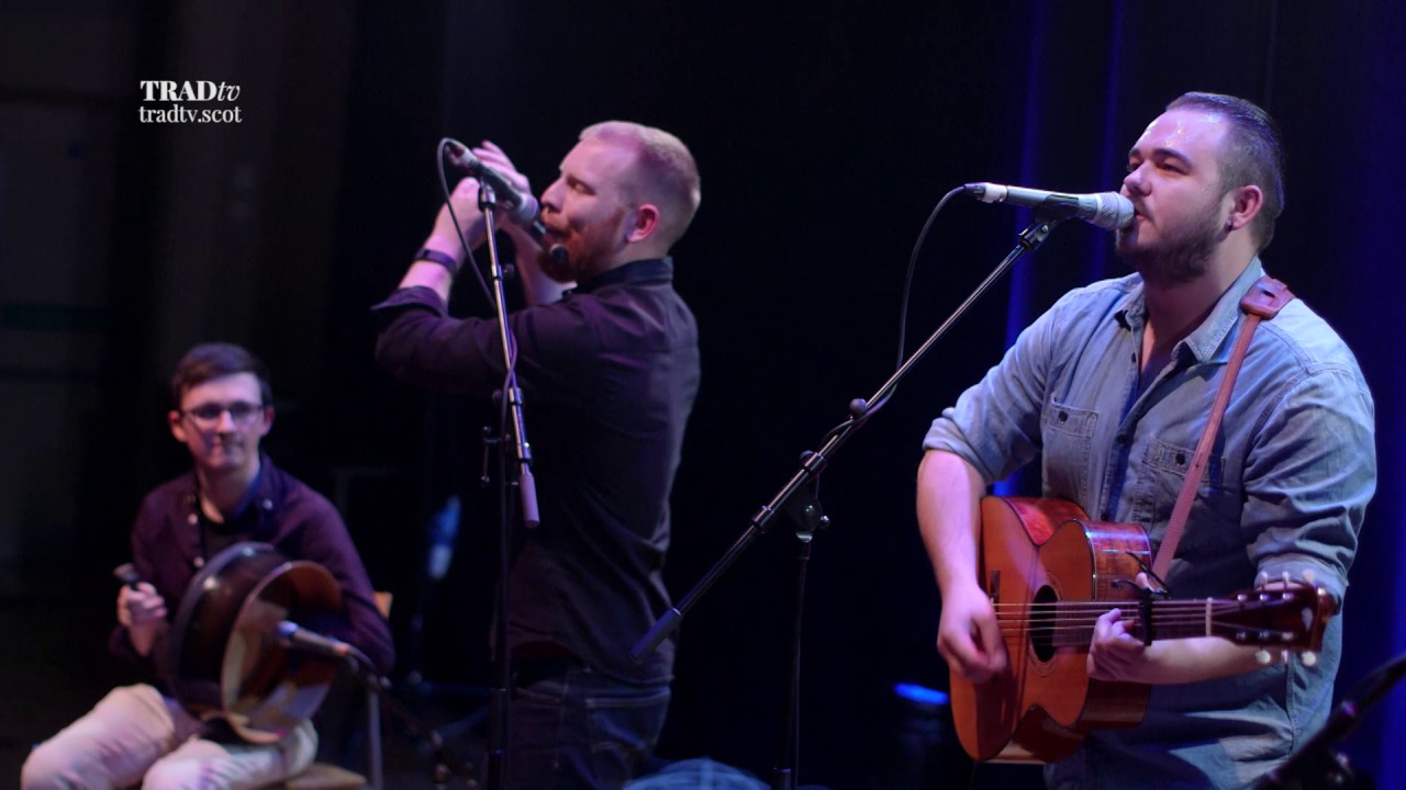 The Paul MacKenna Band perform "The Banks of the Moy" live at the ...
