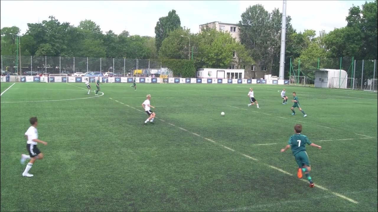 Legia U12 - Legia U13, sparing wewnętrzny "Biali" vs. "Zieloni", wiosna 2023 r. - YouTube