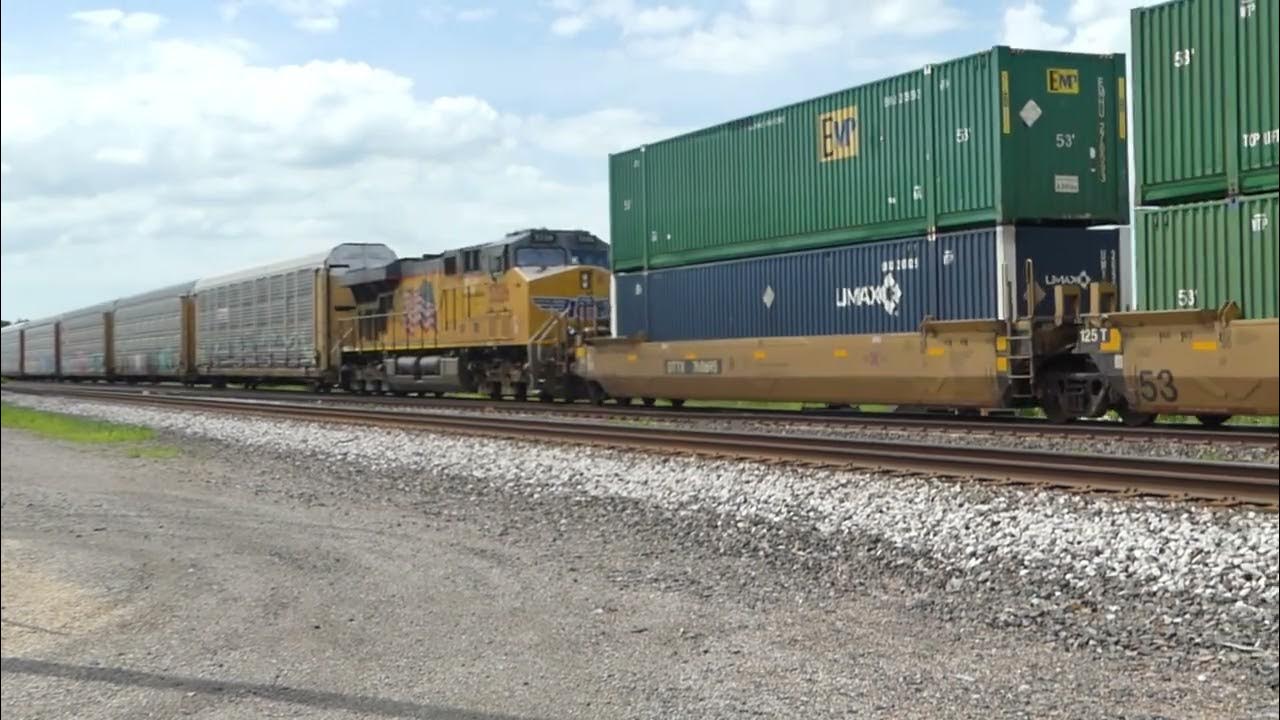 Union Pacific mix east GE 7874 lead 1 DPU - YouTube