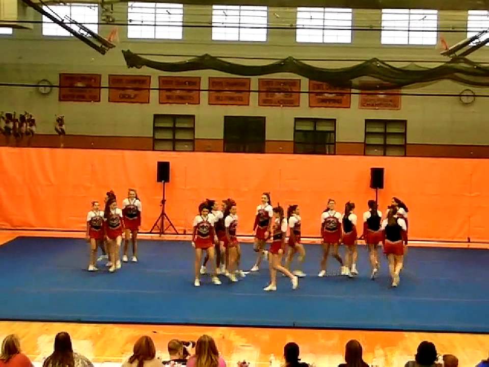 Masconomet Regionall Cheerleading at MSSAA North Regionals - YouTube