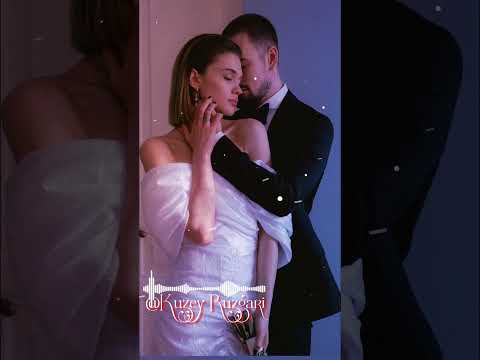 sen sanki gul denesi bir Lavanda. qoxunu cekirem icime her bir anda