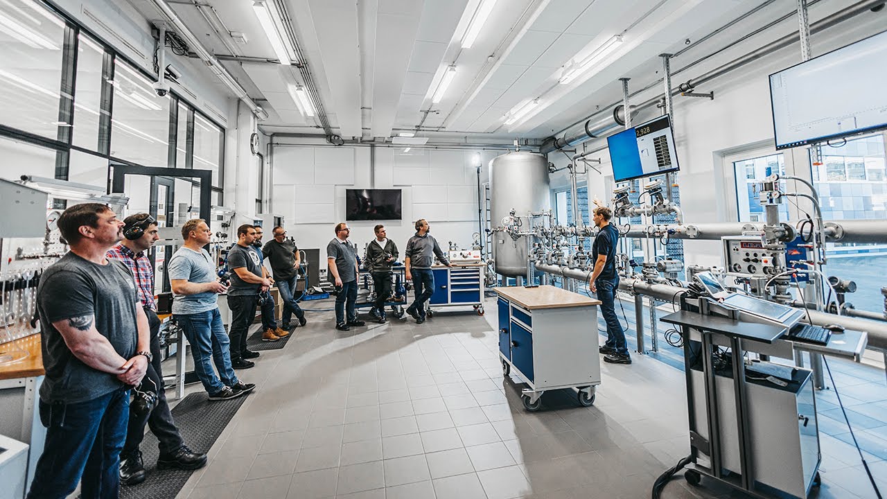 experienceLESER - Knowledge for more safety - Safety Valve Training ...