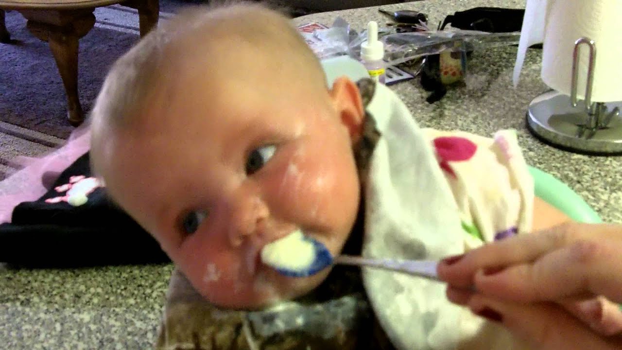 Eating ceral 10.6.10 - YouTube