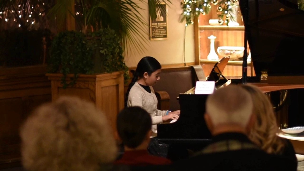Christmas Piano Recital "O Holy Night" - YouTube