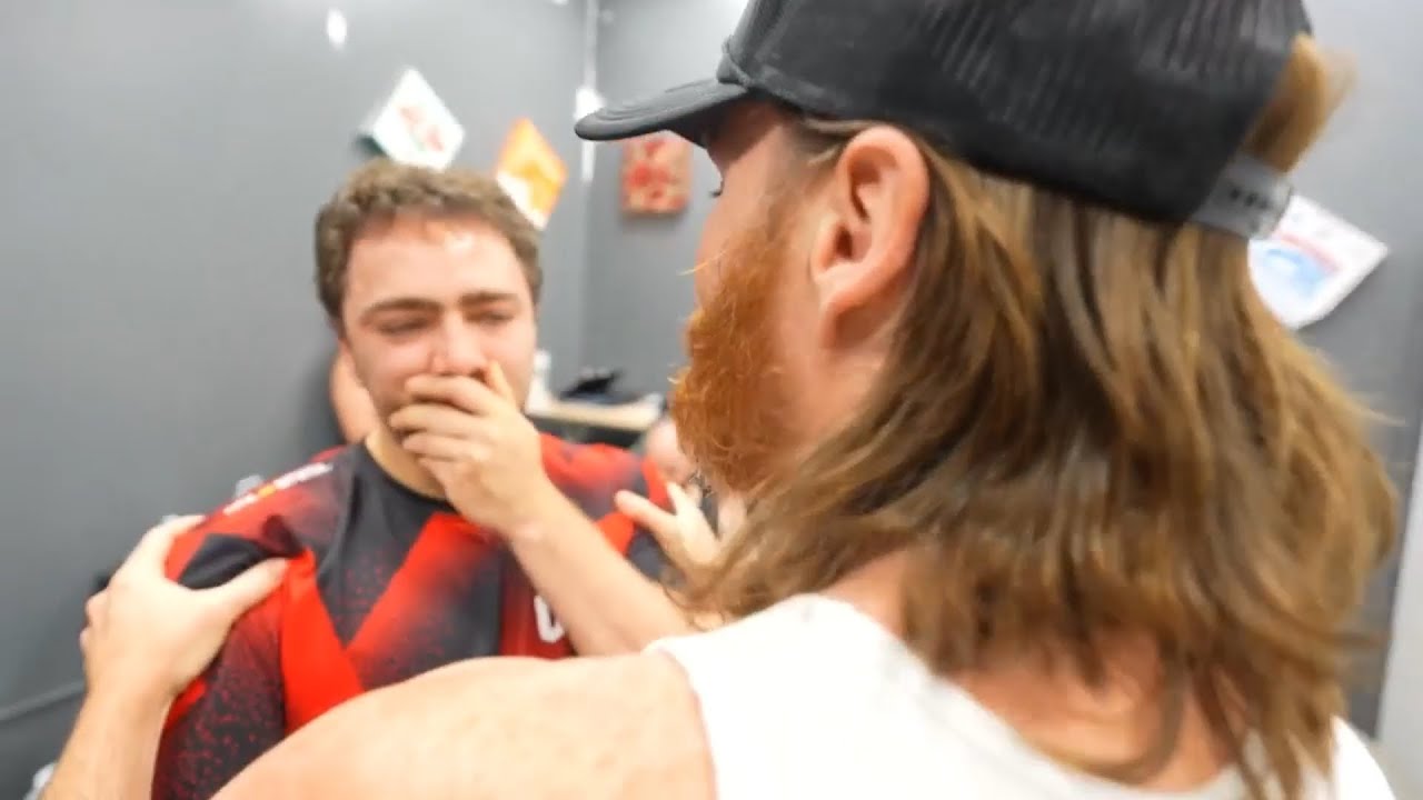 Mizkif Breaks Down Crying Because Of Will Neff - YouTube