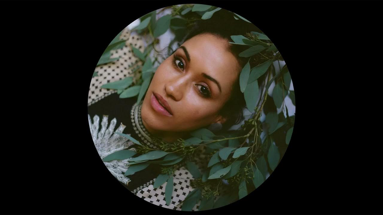 Kadhja Bonet - For You (Sohl Remix) - YouTube